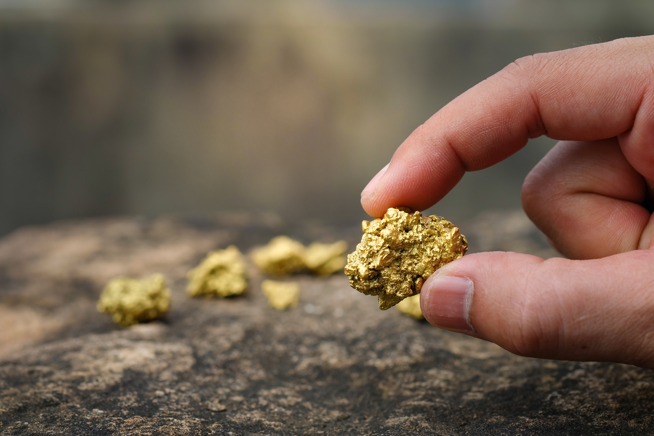 Chris Berlet Discusses Stakeholder Gold S New Gold Discoveries In The